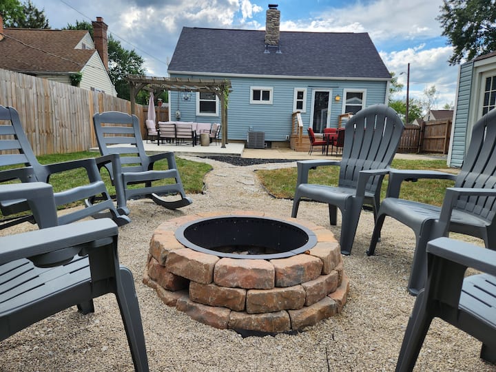 3br/2ba W/ Fire Pit, Centrally Located - Columbus, OH