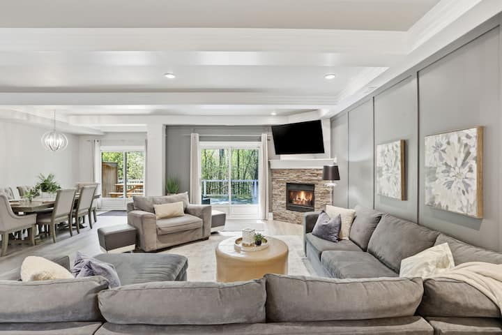 Family Condo For 6 | 10 Minutes To Blue Mountain! - Collingwood