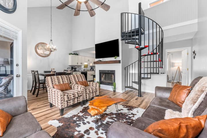 Hearthstone 504-close To D/town Gatlinburg W/pool - Gatlinburg, TN