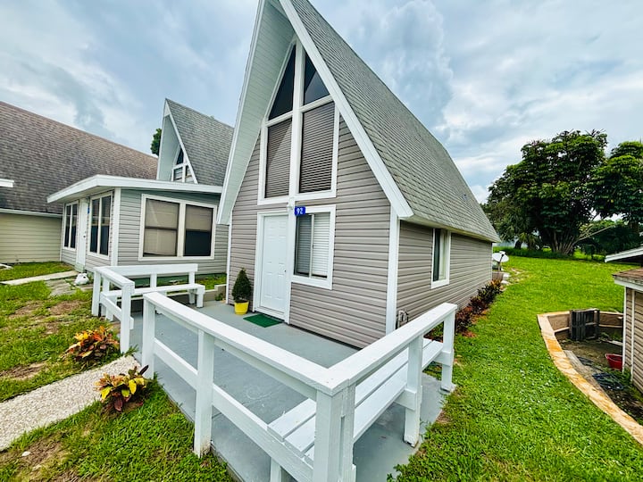 Amazing Tiny House! 25 Minutes From Disney! - Clermont, FL