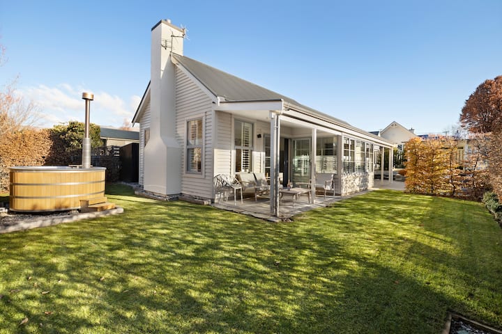 Fletcher Cottage - Original - Arrowtown