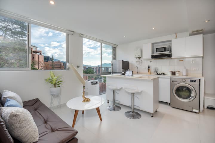 Apt En El Poblado/5 Min Provenza/wifi/parking - Medellín