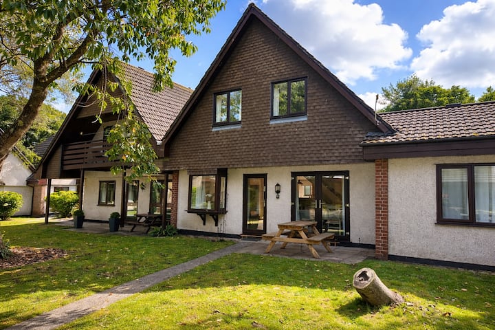 Luxury Modern Coastal Escape - Hayle