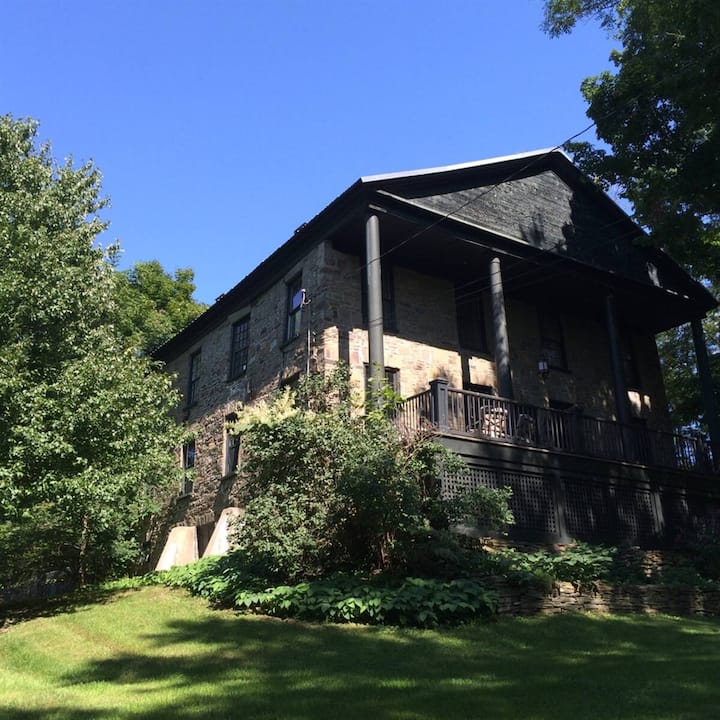 Toad Hall 1820s Historic Estate - Cooperstown, NY