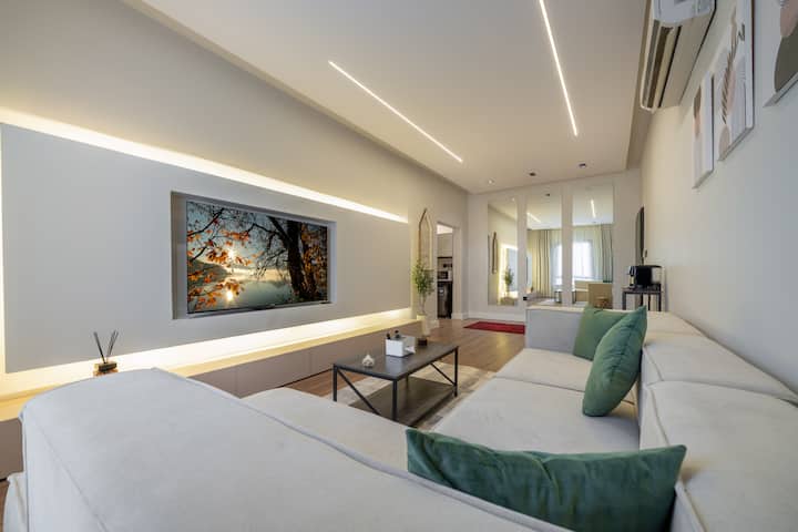 Vintage 1 Bedroom Apartment In Malqa With 70’ Tv - Riad