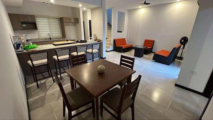 Casa En Fraccionamiento Con Alberca Compartida - Torreón
