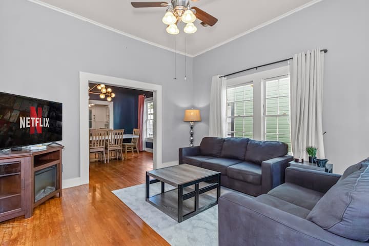 Luxury Downtown Natchitoches - Natchitoches, LA