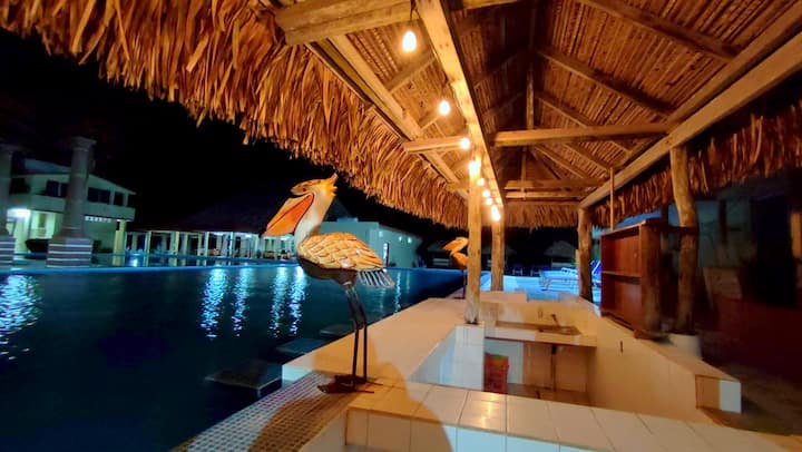“Suite Piscina, Sol Y Mar 9 Pax" - Costa Esmeralda