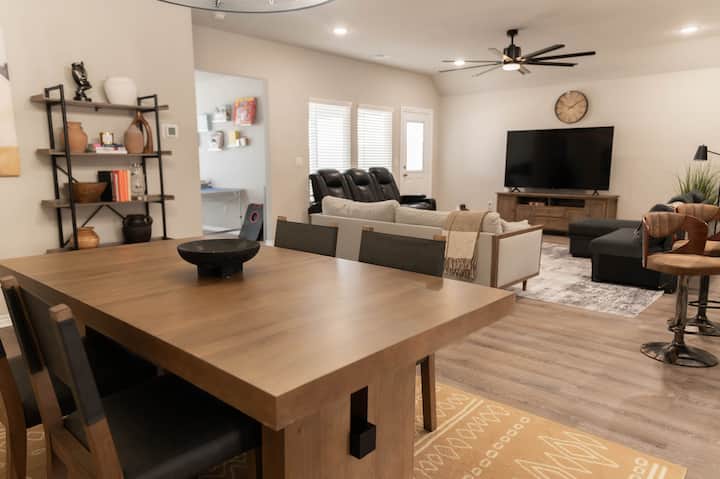 10 Guests | Garage | Edmond–okc - Yukon, OK