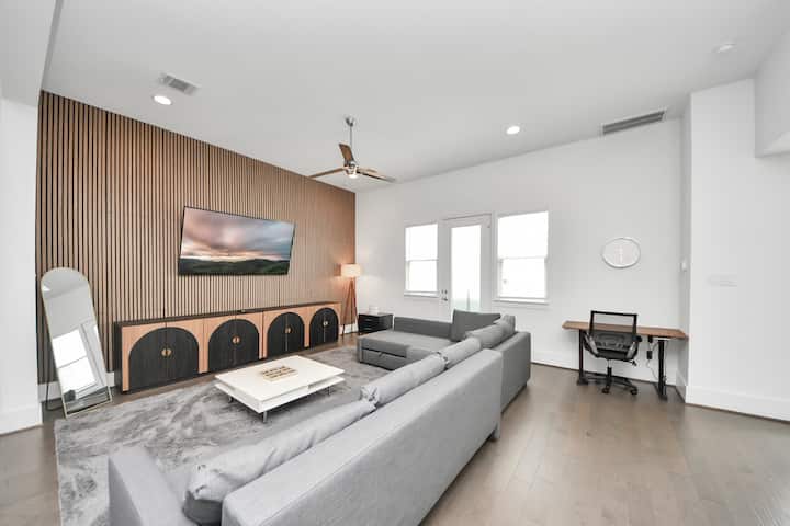 Modern Downtown Retreat! - 휴스턴