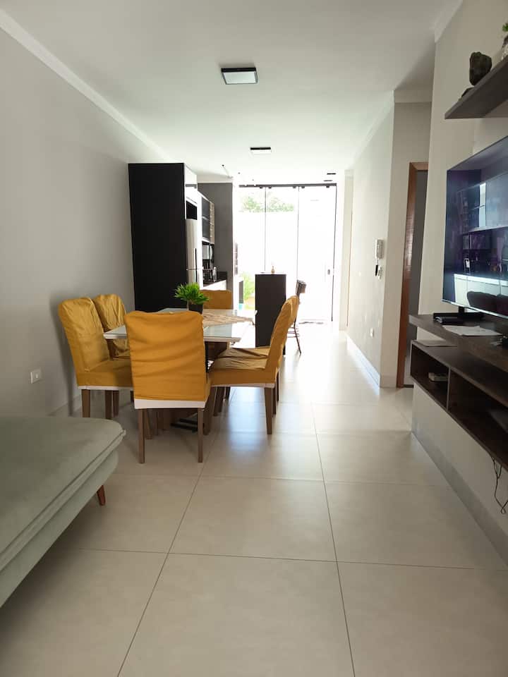 Casa Aconchegante Ideal Para Família - Maringá