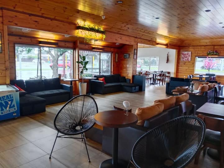 A Room With 2 Double Beds In Awa Hotel (4-star) - Rotorua