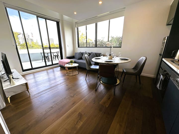 A Cozy Tranquil Retreat @ Epping Near Macquarie - 혼즈비