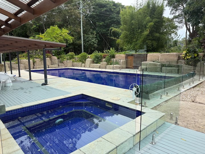 Byron Hinterland Rainforest Retreat W- Pool & Spa - Mullumbimby