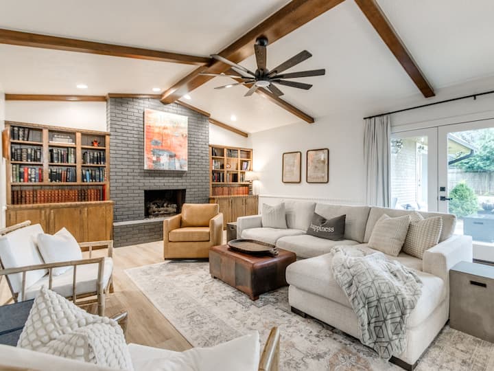 The Atelier- A Modern Retreat In Central Norman - Norman, OK