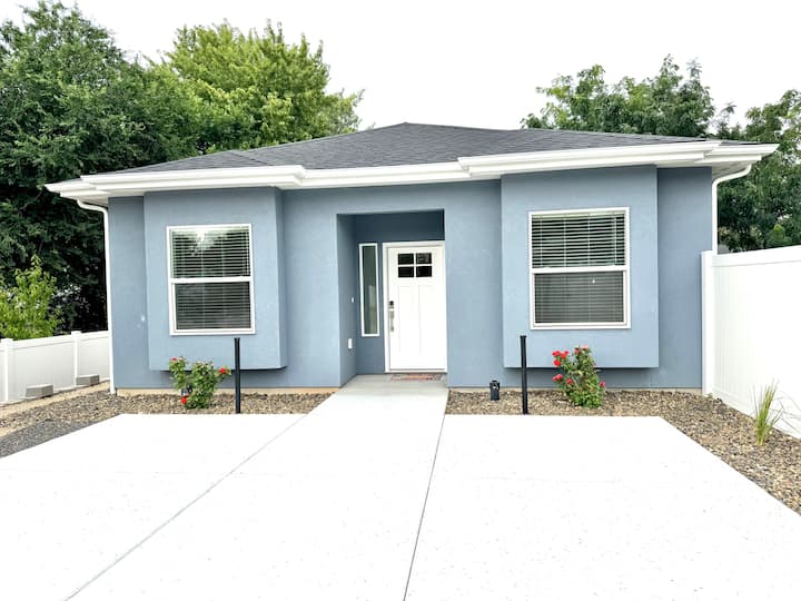 Hollandale Hideaway - Meridian, ID