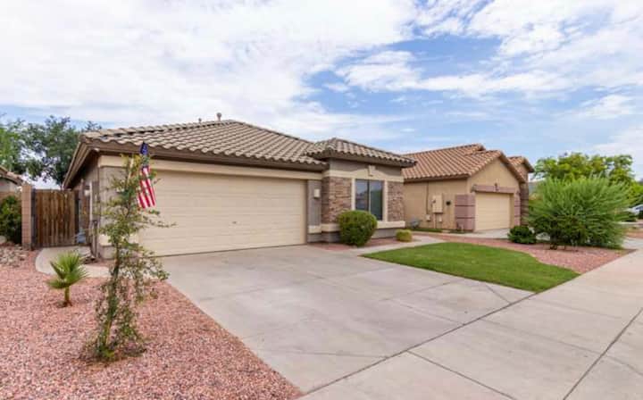 Sunny Desert Escape - Surprise, AZ