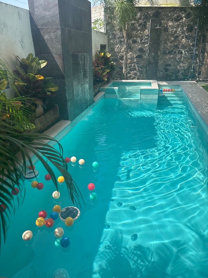 Casa C/alberca Climatizada En Fracc Brisas Temixco - Temixco