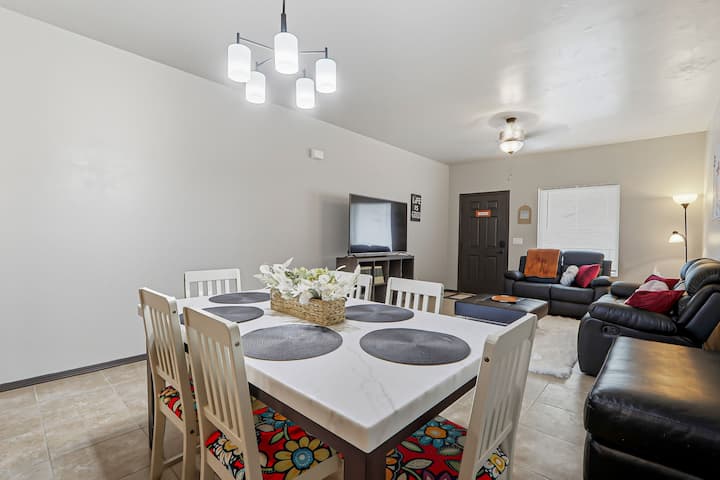 Northeast Nest | 2 Bd Near Bliss - El Paso, TX