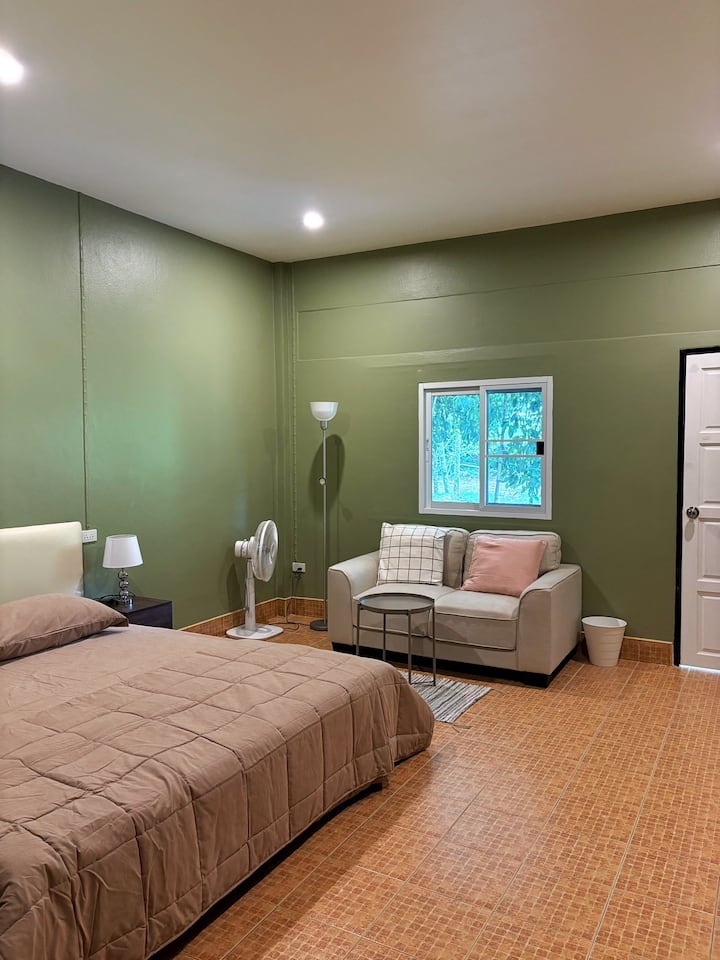 Well Living Guesthouse Khaolak - Khao Lak