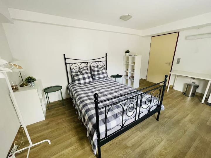 City Center Cozy Room - Heidelberg