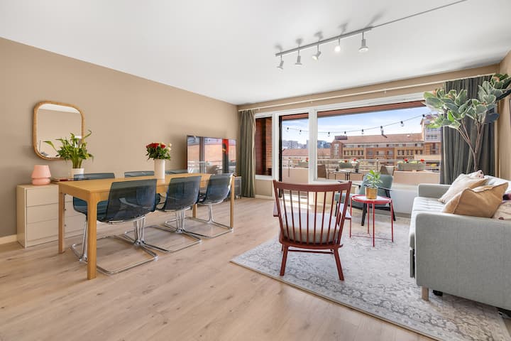 Family 4br Penthouse • City Center + Free Parking - Oslo