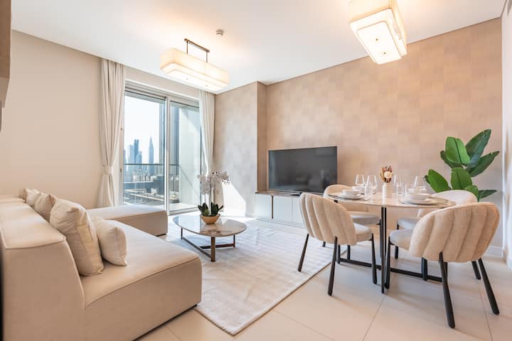 Iconic 3bedroom W Khalifa View & Dubai Mall Access - 