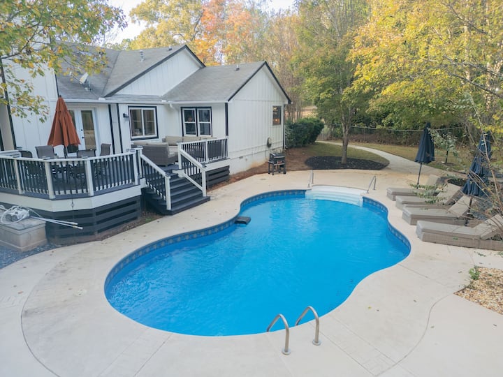 Private 5br Estate W/ Pool, & Chef’s Kitchen - Atlanta Motor Speedway