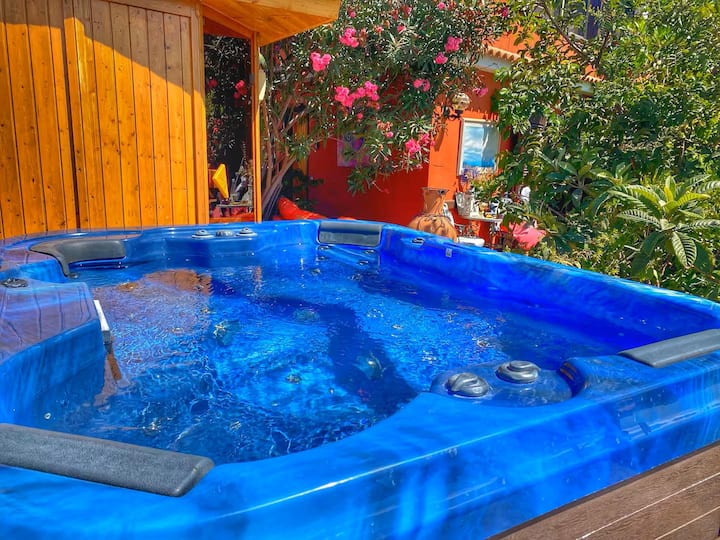 Mordelliya: 2 Apartments With Private Spas - 特內裡費島