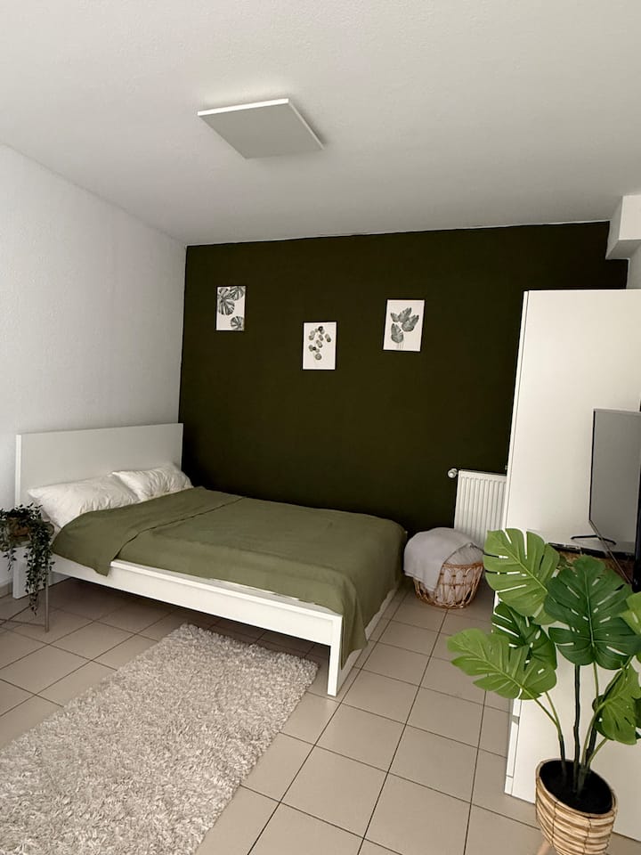 Tropical Room | Modern & Cozy - Friedberg (Hessen)