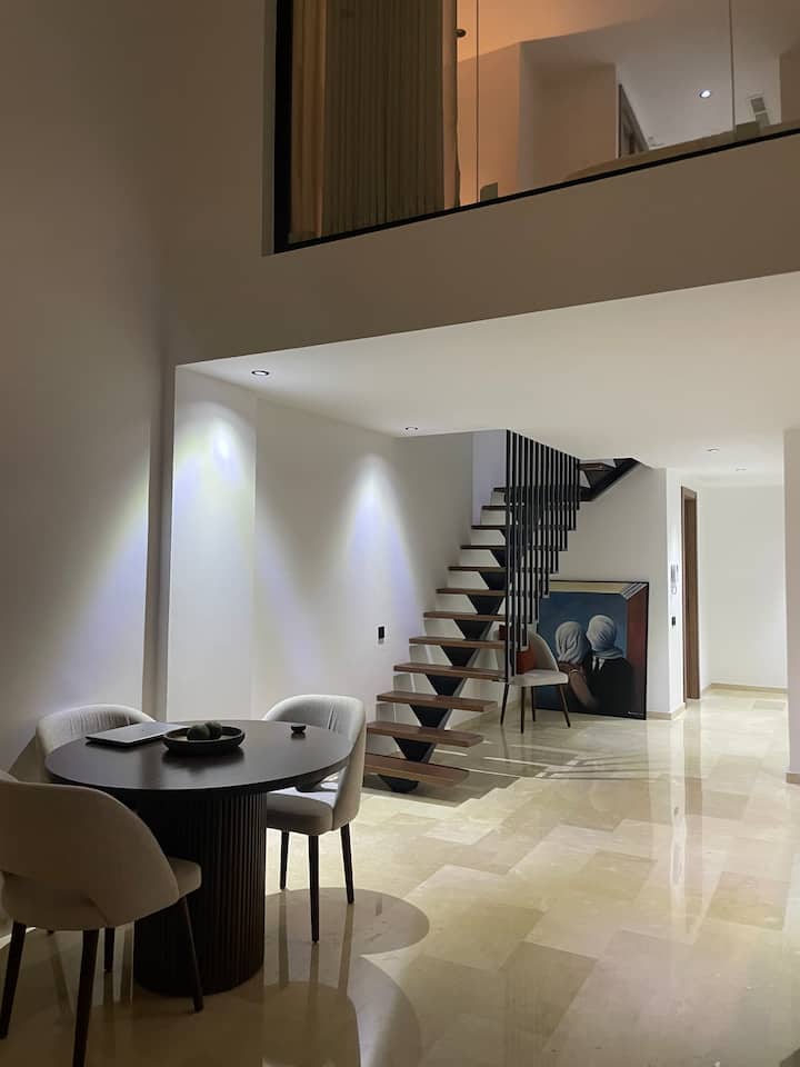 Exklusiv-modern Duplex Med Högt Tak I Casablanca. - Casablanca