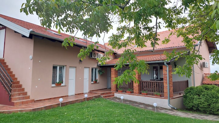 Kuća Za Odmor - Tihi Raj - Požega