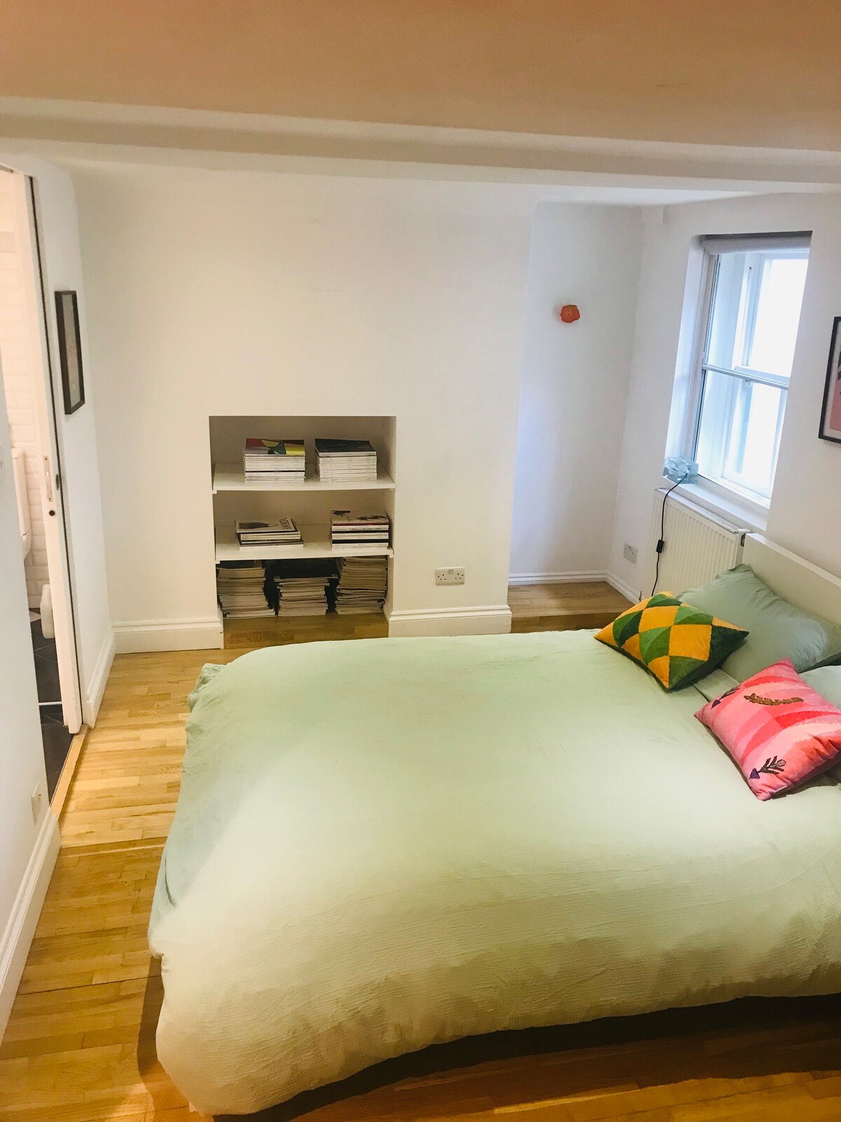 Self contained flat in Hackney - Apartments for Rent in Greater London ...