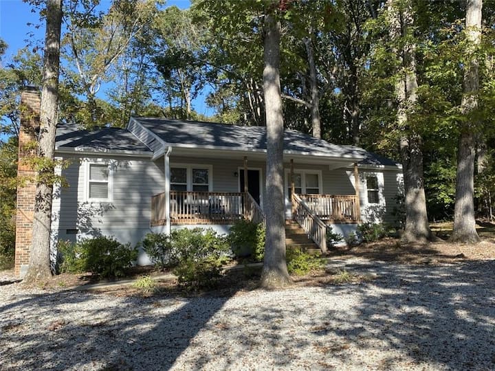 Country Cozy Retreat - Powhatan State Park, Powhatan