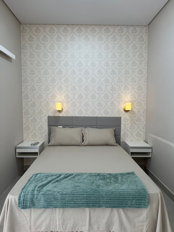 Apto Studio Completo E (Com Estacionamento) - Várzea Grande