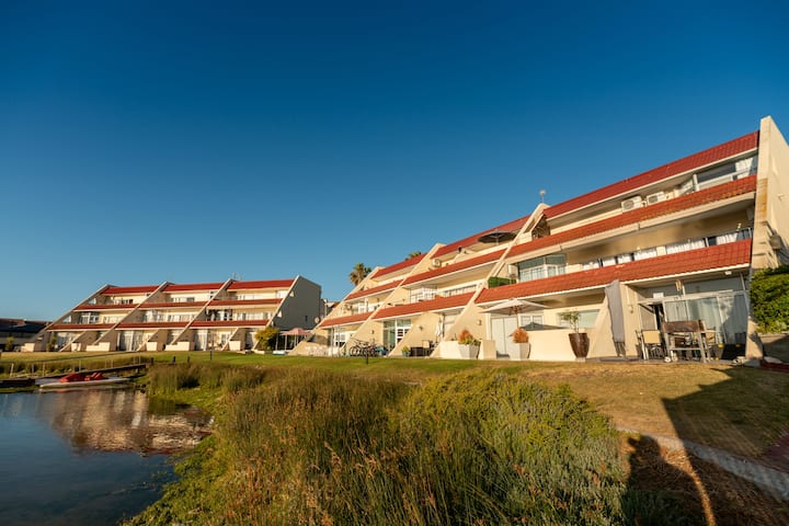 Port Owen Marina - Moonlight 27 - Velddrif