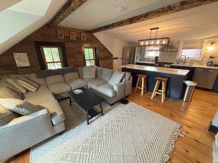 Maple Loft In Stowe Historic Village - Stowe, VT