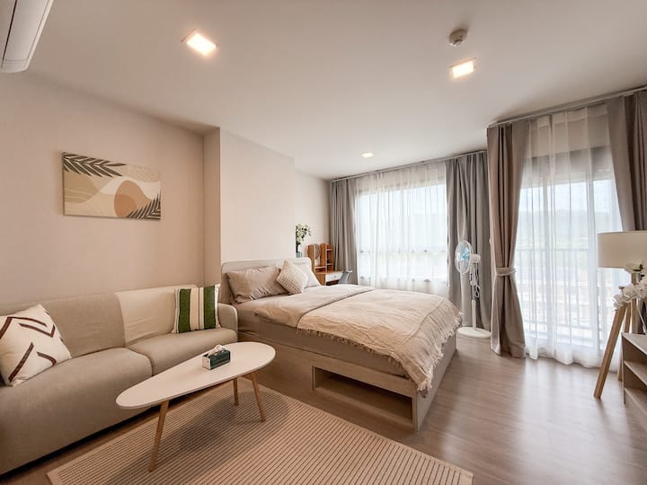 Phuket Modern Condominium - Phuket