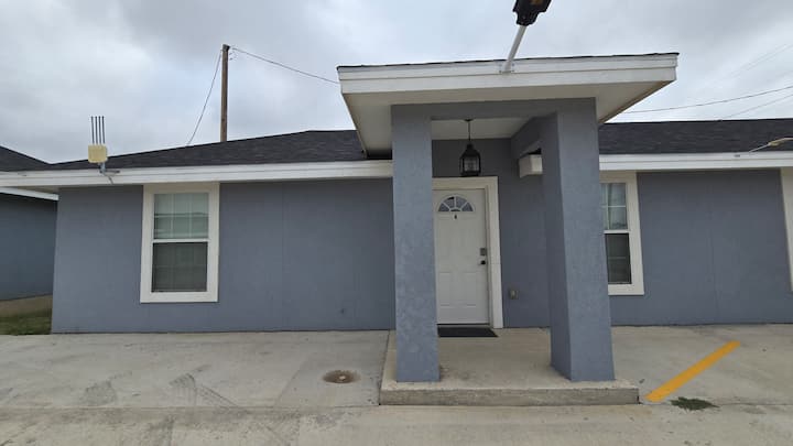 Home Away From Home, Unit # 4 - Kickapoo Lucky Eagle Casino Hotel