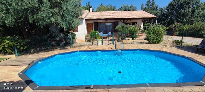 Près De L'olivier - Saint-Guilhem-le-Désert