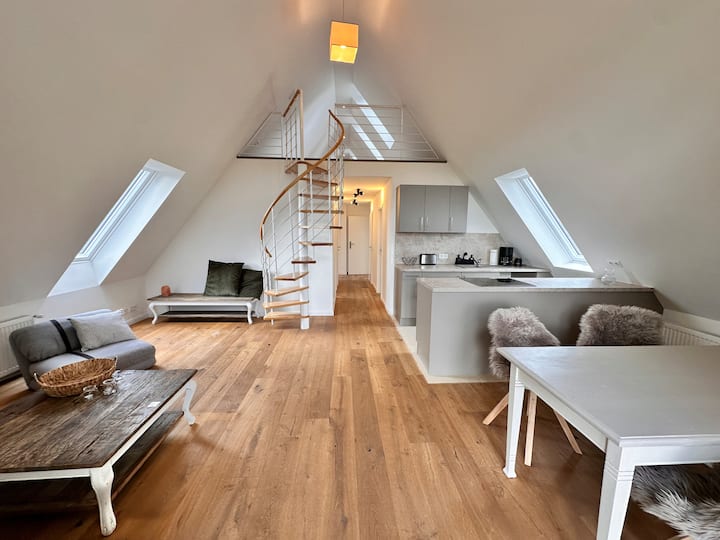 Helle 4-zimmer Wohnung - Nahe Hh - Quickborn