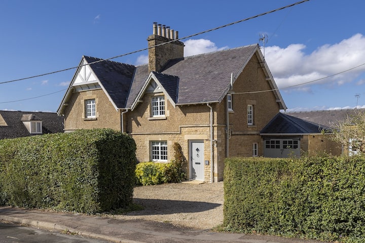 Wonderful Dog Friendly  - Pickwick - Kingham