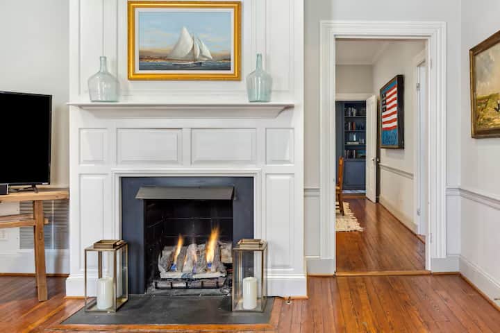 Historic Downtown Luxury • Usna • Waterfront - Annapolis, MD