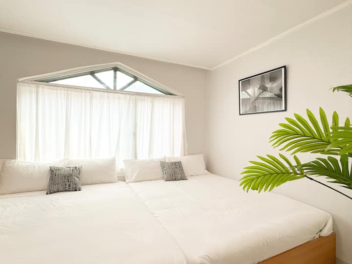 Stay Young / 정자역7분 /정자동먹자골목 /판교출장/ Kt/분당서울대병원 - Seongnam-si