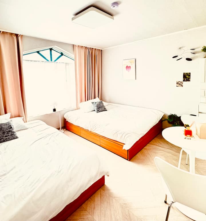 Stay Young / 정자역7분 /정자동먹자골목 /판교출장/ Kt/분당서울대병원 - 풍덕천2동