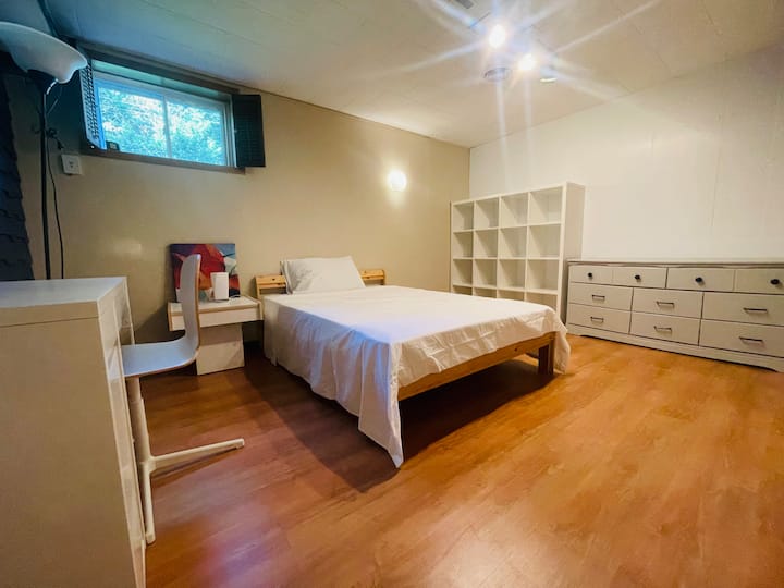 Entire Basement In Québec - Quebec City