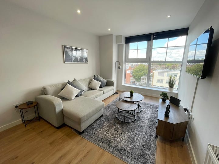 Modern 1br | Discount Long Stays | 16 Mins London - Barnet