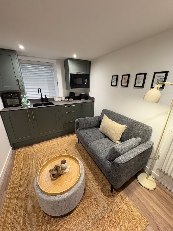 Stylish St Ives Studio - Steps From The Sea - St Ives