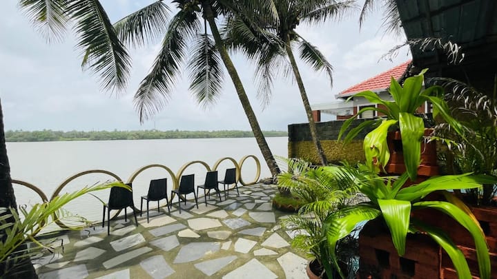 Vistara Seafront Cottage - Udupi