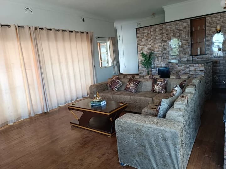 Mountain View Villa - Harare